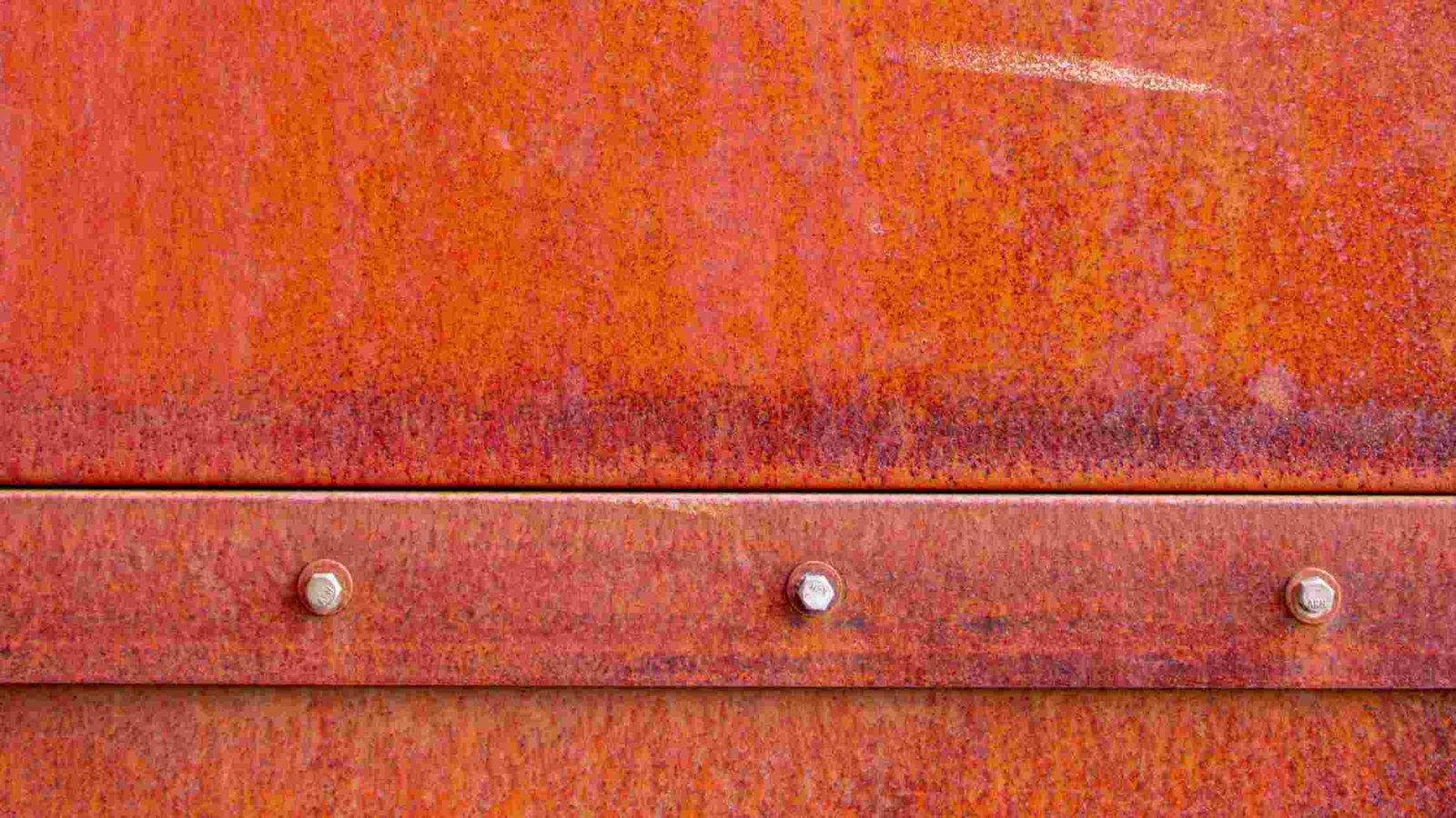 Comment entretenir l’acier corten ? - Jardinista.fr